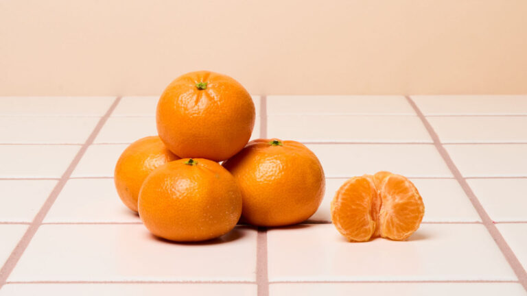 The Ultimate Citrus Guide: Flavor Profiles and Best Uses - Misfits Market